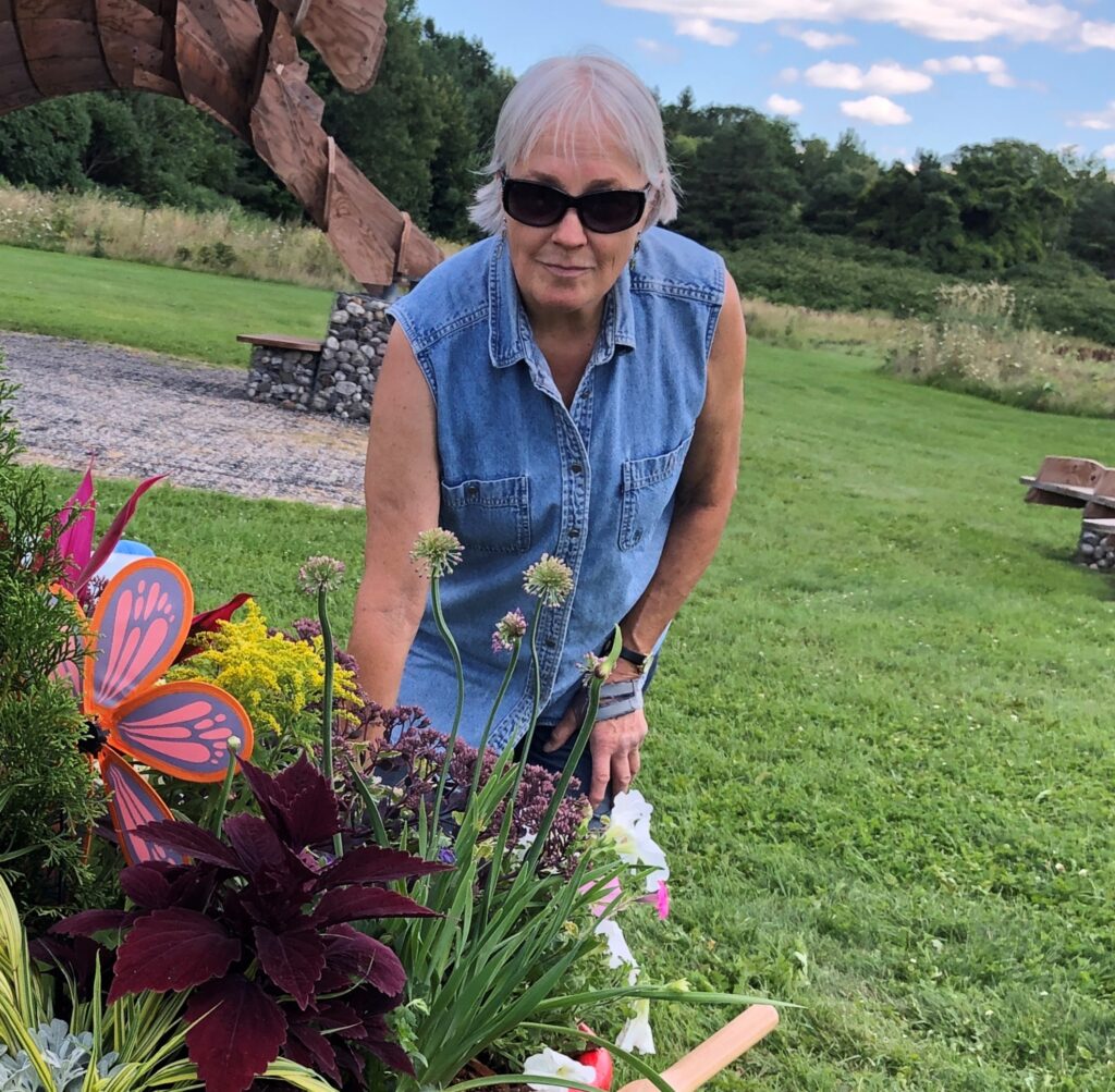 Create a beautiful garden with keystone native plants | Wild Pollinator ...